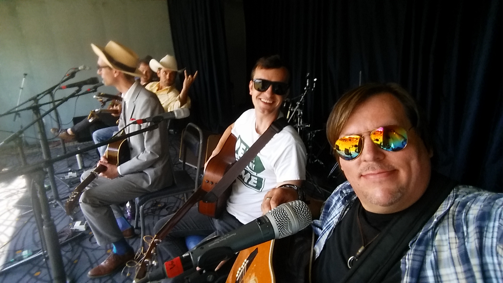 MIKE BIGGAR | Music NB